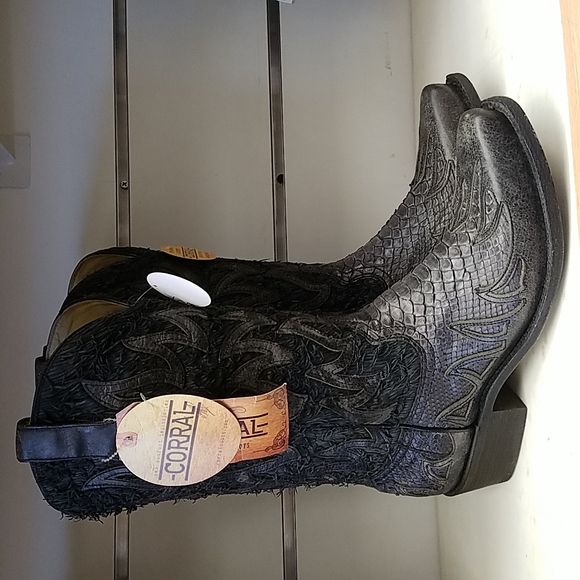 Corral | Shoes | New Mens Corral Python C3622 | Poshmark